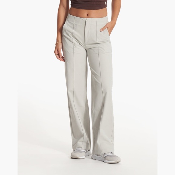 Vuori | Pants & Jumpsuits | New Vuori Womens Versalife Meta Wideleg ...